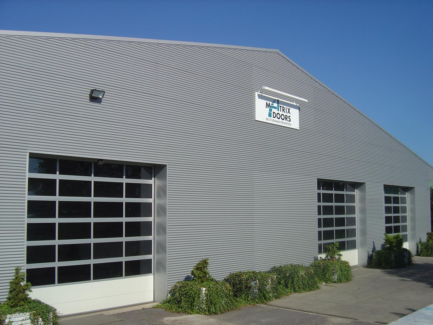 Matrix Doors: Sectionaalpoorten en conceptgevels